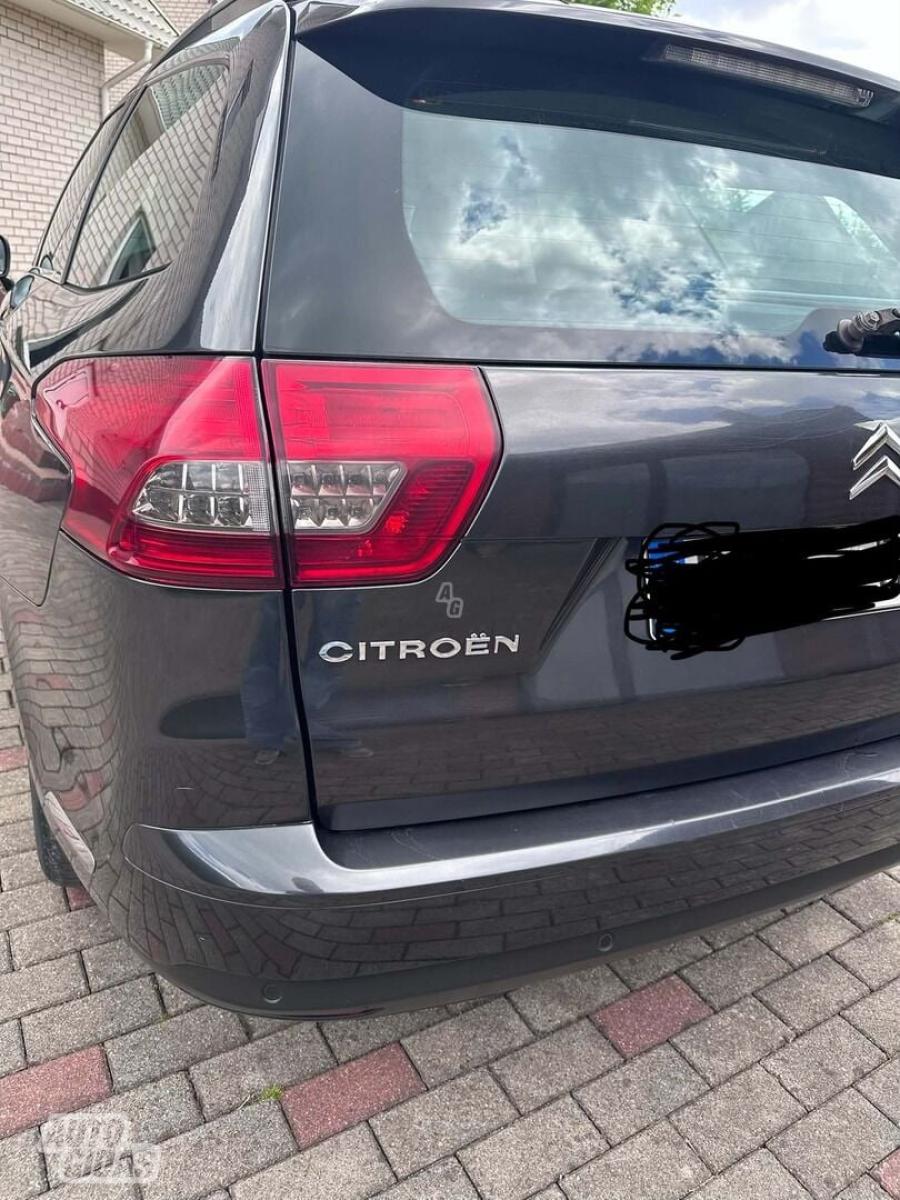 Black Citroen C5 2011 in Silale, with an engine capacity of 2.00 L and mileage of 310 thousand km for 2050 €, photo 6 on AUTOMOTO.COM.LV