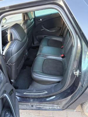 Melns Citroen C5 2011 Viļņa, ar dzinēja tilpumu 2.00 L un nobraukumu 254 tūkst. km par 3500 €, foto 3 vietnē AUTOMOTO.COM.LV