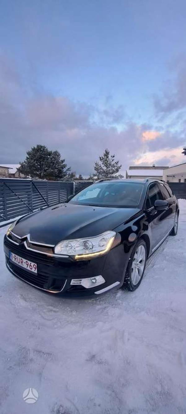 Melns Citroen C5 2012 Palanga, ar dzinēja tilpumu 2.00 L un nobraukumu 237 tūkst. km par 4300 €, foto 3 vietnē AUTOMOTO.COM.LV