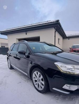 Melns Citroen C5 2012 Palanga, ar dzinēja tilpumu 2.00 L un nobraukumu 237 tūkst. km par 4300 €, foto 9 vietnē AUTOMOTO.COM.LV