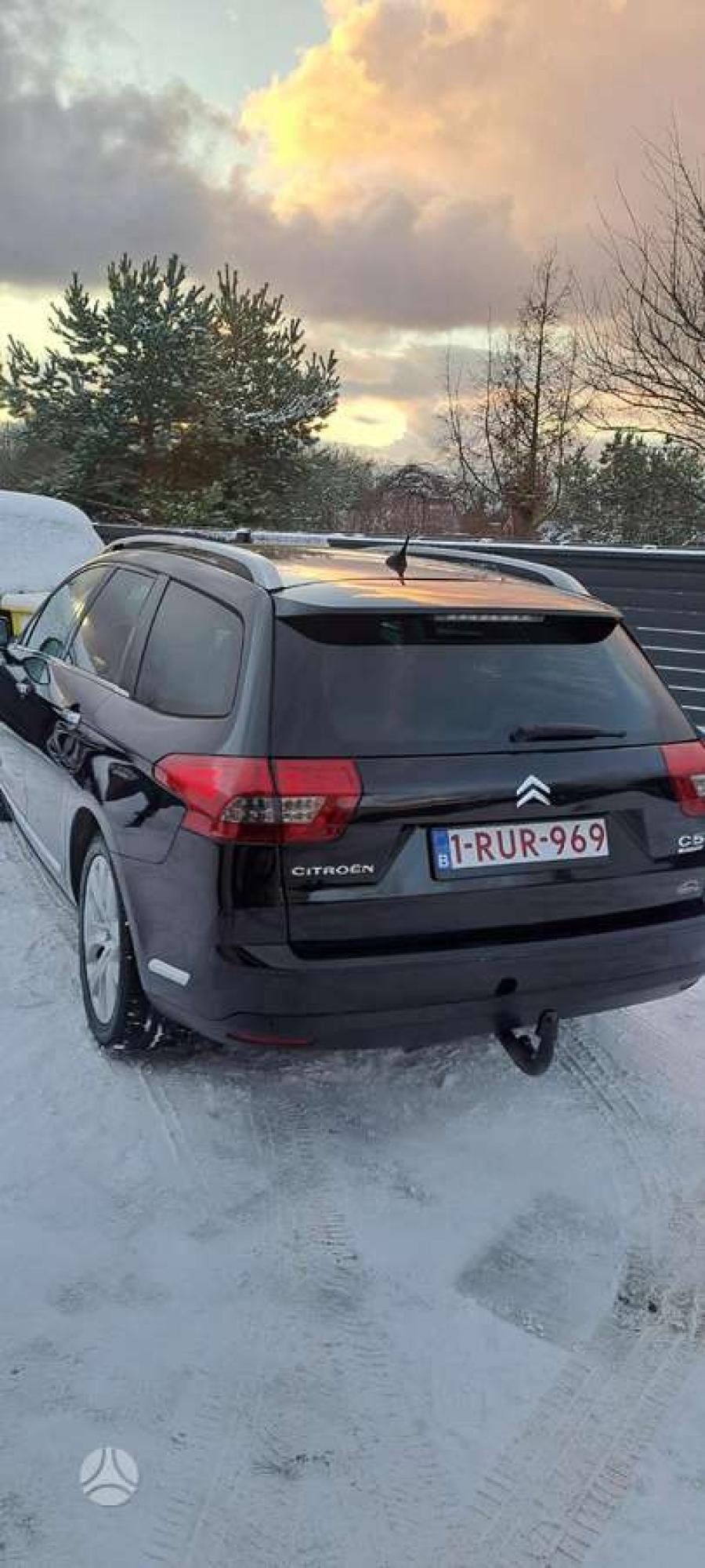 Melns Citroen C5 2012 Palanga, ar dzinēja tilpumu 2.00 L un nobraukumu 237 tūkst. km par 4300 €, foto 12 vietnē AUTOMOTO.COM.LV
