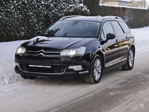 Black Citroen C5 2012 in Kedainiai, with an engine capacity of 2.00 L and mileage of 251 thousand km for 4200 €, photo 1 on AUTOMOTO.COM.LV