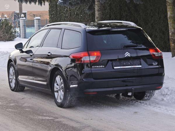 Black Citroen C5 2012 in Kedainiai, with an engine capacity of 2.00 L and mileage of 251 thousand km for 4200 €, photo 4 on AUTOMOTO.COM.LV