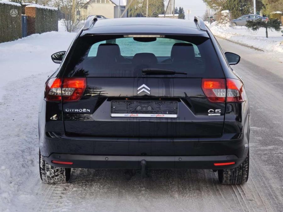 Black Citroen C5 2012 in Kedainiai, with an engine capacity of 2.00 L and mileage of 251 thousand km for 4200 €, photo 11 on AUTOMOTO.COM.LV