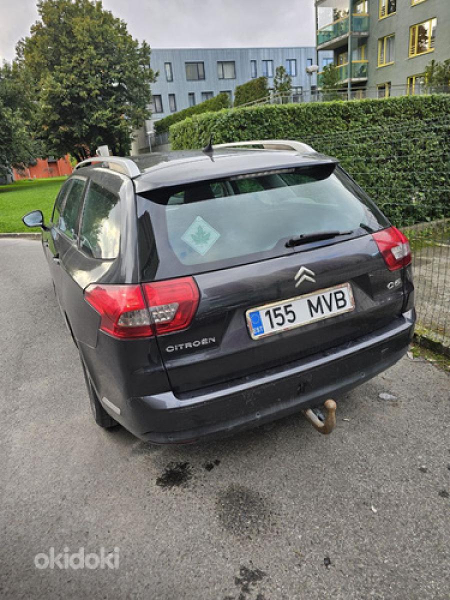 Melns Citroen C5 2012 Tallina, ar dzinēja tilpumu 2.00 L un nobraukumu 360 tūkst. km par 3500 €, foto 5 vietnē AUTOMOTO.COM.LV