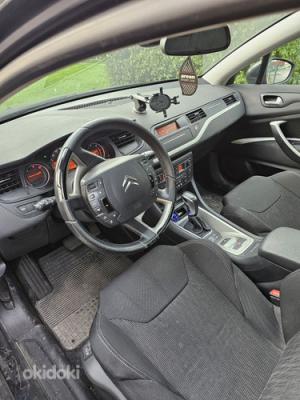 Melns Citroen C5 2012 Tallina, ar dzinēja tilpumu 2.00 L un nobraukumu 360 tūkst. km par 3500 €, foto 8 vietnē AUTOMOTO.COM.LV