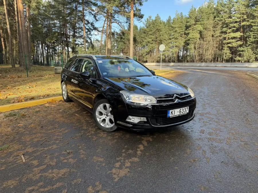 Melns Citroen C5 2012 Rīga, ar dzinēja tilpumu 1.60 L un nobraukumu 296 tūkst. km par 2100 €, foto 3 vietnē AUTOMOTO.COM.LV