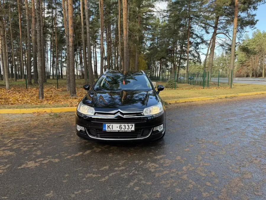 Melns Citroen C5 2012 Rīga, ar dzinēja tilpumu 1.60 L un nobraukumu 296 tūkst. km par 2100 €, foto 4 vietnē AUTOMOTO.COM.LV