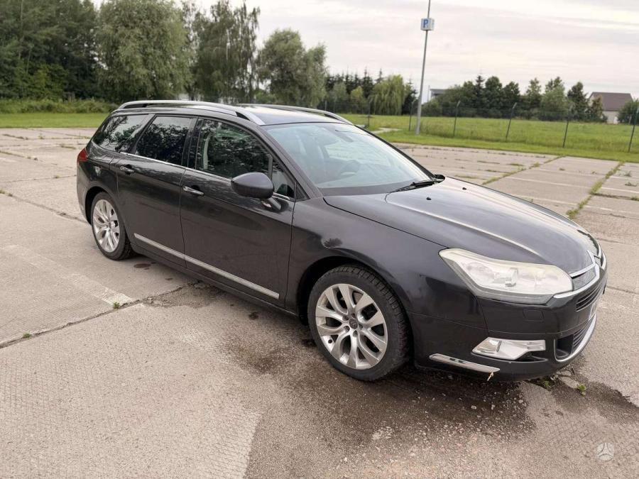 Melns Citroen C5 2012 Kauņa, ar dzinēja tilpumu 2.18 L un nobraukumu 320 tūkst. km par 3000 €, foto 5 vietnē AUTOMOTO.COM.LV