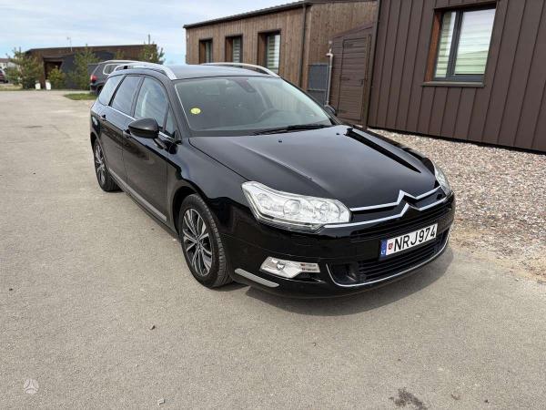 Melns Citroen C5 2012 Klaipėda, ar dzinēja tilpumu 2.00 L un nobraukumu 241 tūkst. km par 4200 €, foto 4 vietnē AUTOMOTO.COM.LV