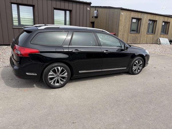 Melns Citroen C5 2012 Klaipėda, ar dzinēja tilpumu 2.00 L un nobraukumu 241 tūkst. km par 4200 €, foto 7 vietnē AUTOMOTO.COM.LV