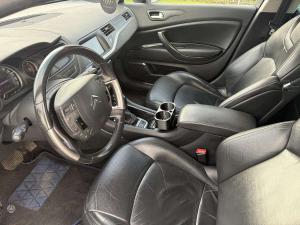 Melns Citroen C5 2012 Klaipėda, ar dzinēja tilpumu 2.00 L un nobraukumu 241 tūkst. km par 4200 €, foto 11 vietnē AUTOMOTO.COM.LV