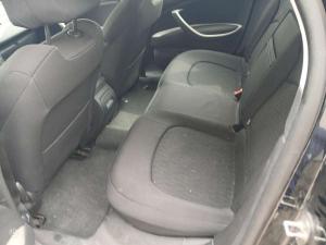 Black Citroen C5 2012 in Taurage, with an engine capacity of 2.00 L and mileage of 306 thousand km for 2150 €, photo 7 on AUTOMOTO.COM.LV