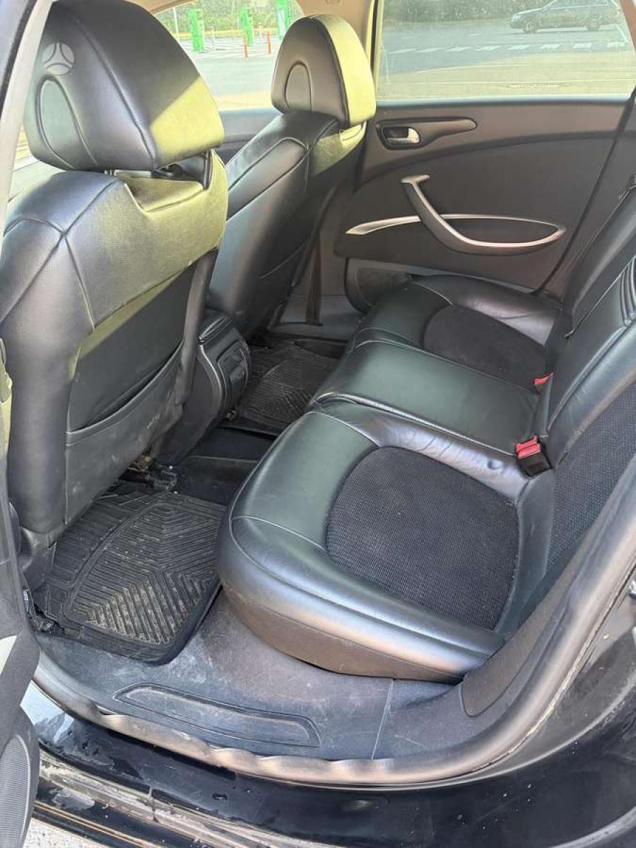 Melns Citroen C5 2012 Jonava, ar dzinēja tilpumu 1.60 L un nobraukumu 403 tūkst. km par 1900 €, foto 10 vietnē AUTOMOTO.COM.LV