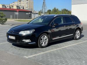 Melns Citroen C5 2012 Kauņa, ar dzinēja tilpumu 1.56 L un nobraukumu 338 tūkst. km par 1499 €, foto  vietnē AUTOMOTO.COM.LV