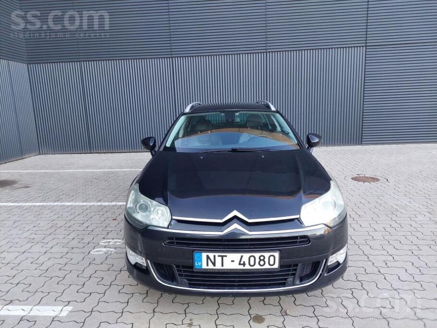 Melns Citroen C5 2012 Rīga, ar dzinēja tilpumu 2.20 L un nobraukumu 334 tūkst. km par 3350 €, foto 1 vietnē AUTOMOTO.COM.LV