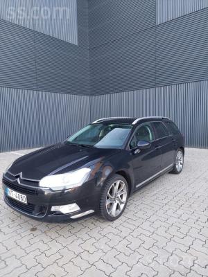Melns Citroen C5 2012 Rīga, ar dzinēja tilpumu 2.20 L un nobraukumu 334 tūkst. km par 3350 €, foto 3 vietnē AUTOMOTO.COM.LV