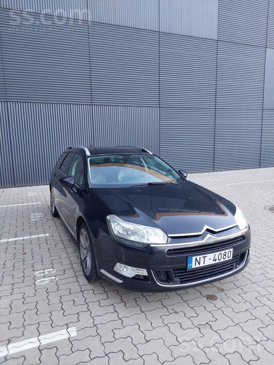 Melns Citroen C5 2012 Rīga, ar dzinēja tilpumu 2.20 L un nobraukumu 334 tūkst. km par 3350 €, foto 5 vietnē AUTOMOTO.COM.LV