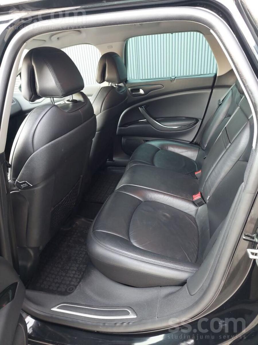 Melns Citroen C5 2012 Rīga, ar dzinēja tilpumu 2.20 L un nobraukumu 334 tūkst. km par 3350 €, foto 8 vietnē AUTOMOTO.COM.LV