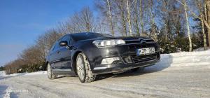 Black Citroen C5 2013 in Vilnius, with an engine capacity of 2.00 L and mileage of 253 thousand km for 4500 €, photo 4 on AUTOMOTO.COM.LV