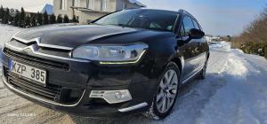 Black Citroen C5 2013 in Vilnius, with an engine capacity of 2.00 L and mileage of 253 thousand km for 4500 €, photo 7 on AUTOMOTO.COM.LV