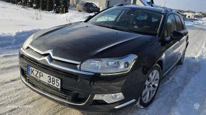 Black Citroen C5 2013 in Vilnius, with an engine capacity of 2.00 L and mileage of 253 thousand km for 4500 €, photo 8 on AUTOMOTO.COM.LV