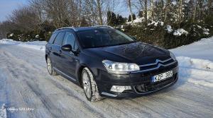 Black Citroen C5 2013 in Vilnius, with an engine capacity of 2.00 L and mileage of 253 thousand km for 4500 €, photo 15 on AUTOMOTO.COM.LV