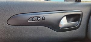 Melns Citroen C5 2013 Rīga, ar dzinēja tilpumu 2.00 L un nobraukumu 241 tūkst. km par 5850 €, foto 17 vietnē AUTOMOTO.COM.LV