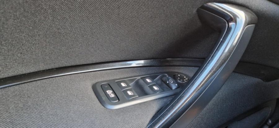 Melns Citroen C5 2013 Rīga, ar dzinēja tilpumu 2.00 L un nobraukumu 241 tūkst. km par 5850 €, foto 18 vietnē AUTOMOTO.COM.LV
