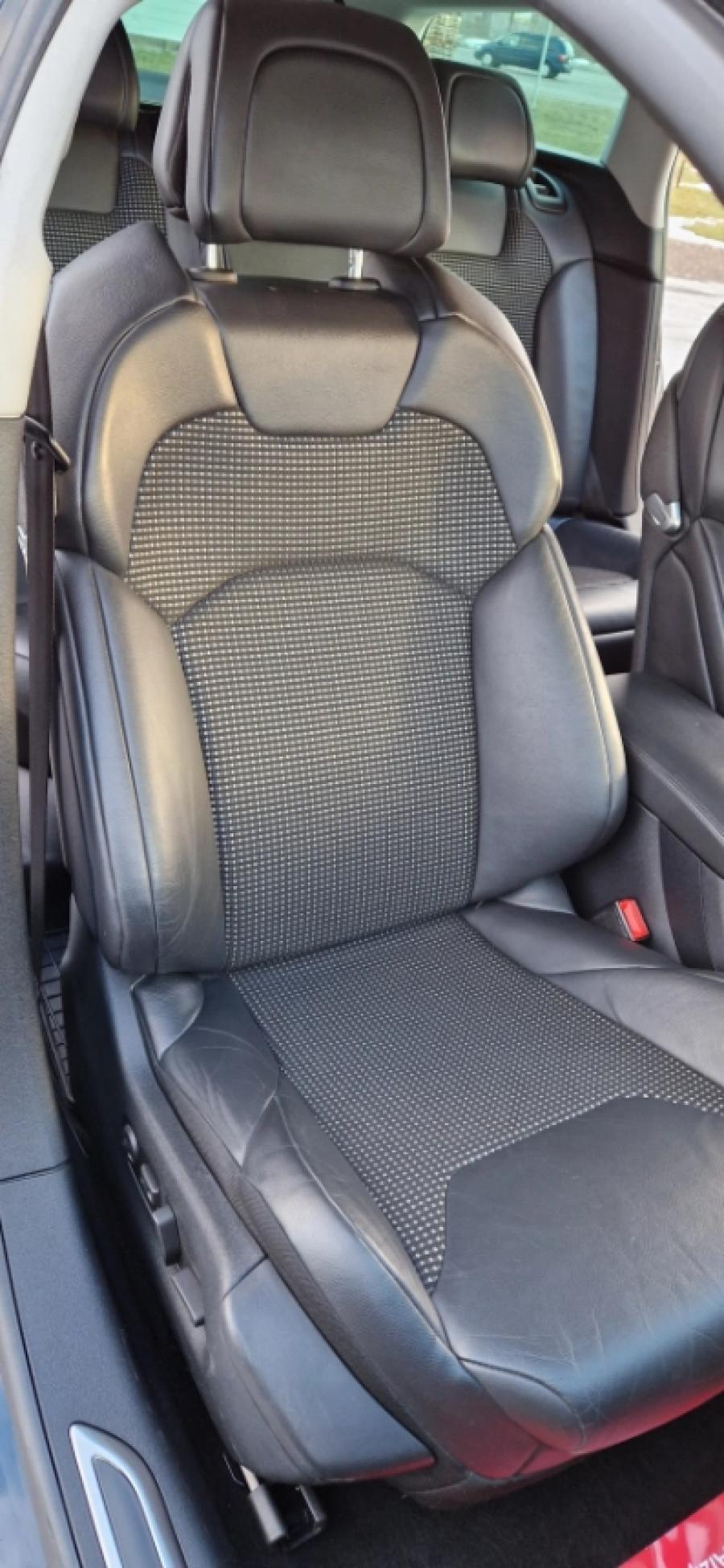 Melns Citroen C5 2013 Rīga, ar dzinēja tilpumu 2.00 L un nobraukumu 241 tūkst. km par 5850 €, foto 25 vietnē AUTOMOTO.COM.LV