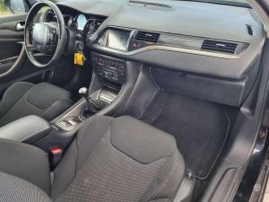 Black Citroen C5 2013 in Siauliai, with an engine capacity of 2.00 L and mileage of 230 thousand km for 4900 €, photo 25 on AUTOMOTO.COM.LV