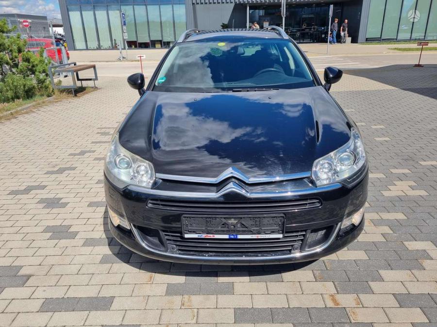 Melns Citroen C5 2013 Šauļi, ar dzinēja tilpumu 2.00 L un nobraukumu 230 tūkst. km par 4900 €, foto 13 vietnē AUTOMOTO.COM.LV