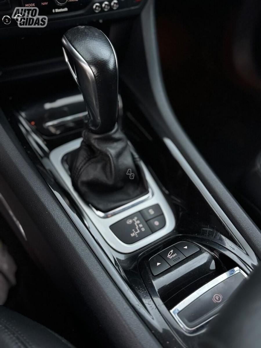 Melns Citroen C5 2013 Klaipėda, ar dzinēja tilpumu 3.00 L un nobraukumu 282 tūkst. km par 5500 €, foto 18 vietnē AUTOMOTO.COM.LV