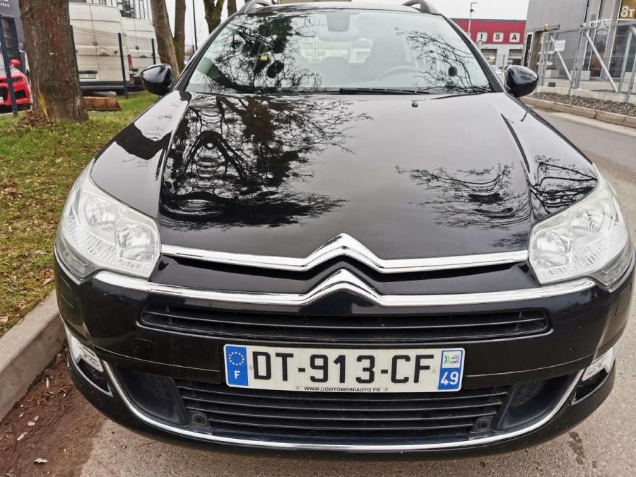 Melns Citroen C5 2015 Kauņa, ar dzinēja tilpumu 1.56 L un nobraukumu 270 tūkst. km par 3950 €, foto 2 vietnē AUTOMOTO.COM.LV