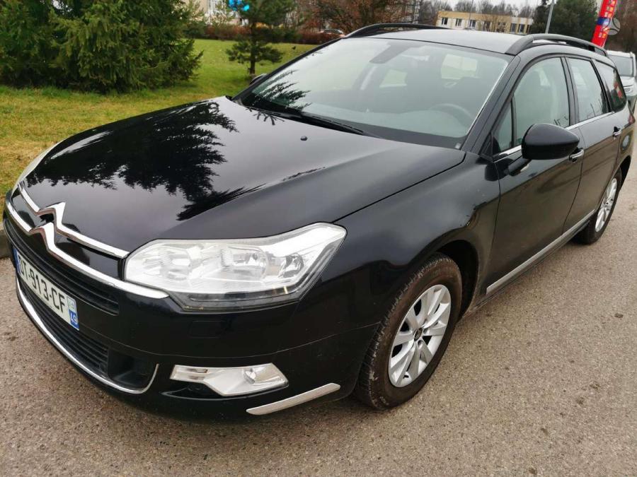 Black Citroen C5 2015 in Kaunas, with an engine capacity of 1.56 L and mileage of 270 thousand km for 3950 €, photo 23 on AUTOMOTO.COM.LV