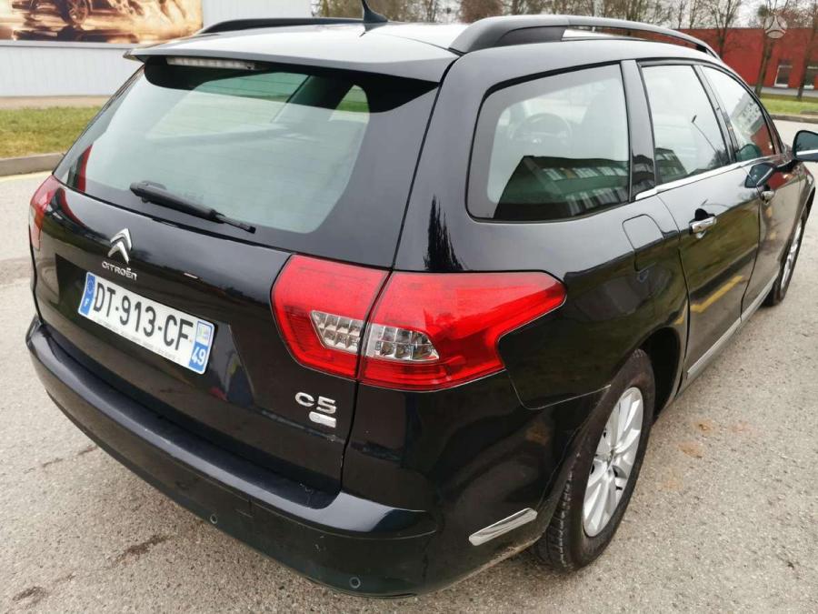 Black Citroen C5 2015 in Kaunas, with an engine capacity of 1.56 L and mileage of 270 thousand km for 3950 €, photo 24 on AUTOMOTO.COM.LV