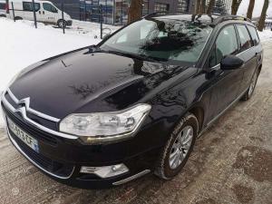 Melns Citroen C5 2015 Kauņa, ar dzinēja tilpumu 1.56 L un nobraukumu 270 tūkst. km par 3900 €, foto  vietnē AUTOMOTO.COM.LV