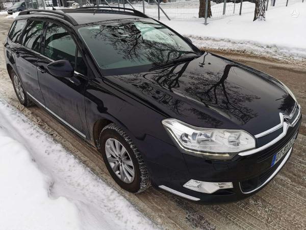 Black Citroen C5 2015 in Kaunas, with an engine capacity of 1.56 L and mileage of 270 thousand km for 3750 €, photo 3 on AUTOMOTO.COM.LV