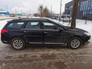Black Citroen C5 2015 in Kaunas, with an engine capacity of 1.56 L and mileage of 270 thousand km for 3750 €, photo 5 on AUTOMOTO.COM.LV