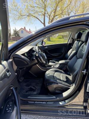Black Citroen C5 2015 in Ventspils, with an engine capacity of 2.00 L and mileage of 237 thousand km for 6900 €, photo 10 on AUTOMOTO.COM.LV