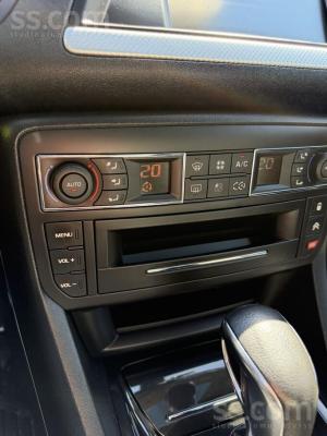 Black Citroen C5 2015 in Ventspils, with an engine capacity of 2.00 L and mileage of 237 thousand km for 6900 €, photo 24 on AUTOMOTO.COM.LV
