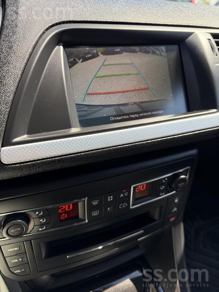 Black Citroen C5 2015 in Ventspils, with an engine capacity of 2.00 L and mileage of 237 thousand km for 6300 €, photo 27 on AUTOMOTO.COM.LV