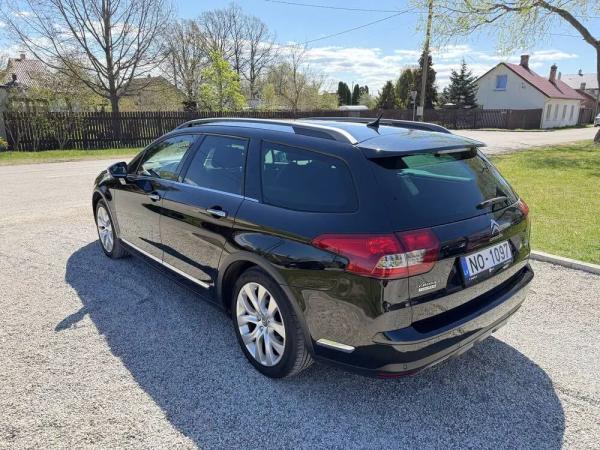Melns Citroen C5 2015 Ventspils, ar dzinēja tilpumu 2.00 L un nobraukumu 237 tūkst. km par 6300 €, foto 4 vietnē AUTOMOTO.COM.LV