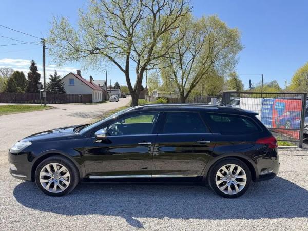 Melns Citroen C5 2015 Ventspils, ar dzinēja tilpumu 2.00 L un nobraukumu 237 tūkst. km par 6300 €, foto 8 vietnē AUTOMOTO.COM.LV
