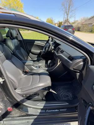 Melns Citroen C5 2015 Ventspils, ar dzinēja tilpumu 2.00 L un nobraukumu 237 tūkst. km par 6300 €, foto 13 vietnē AUTOMOTO.COM.LV