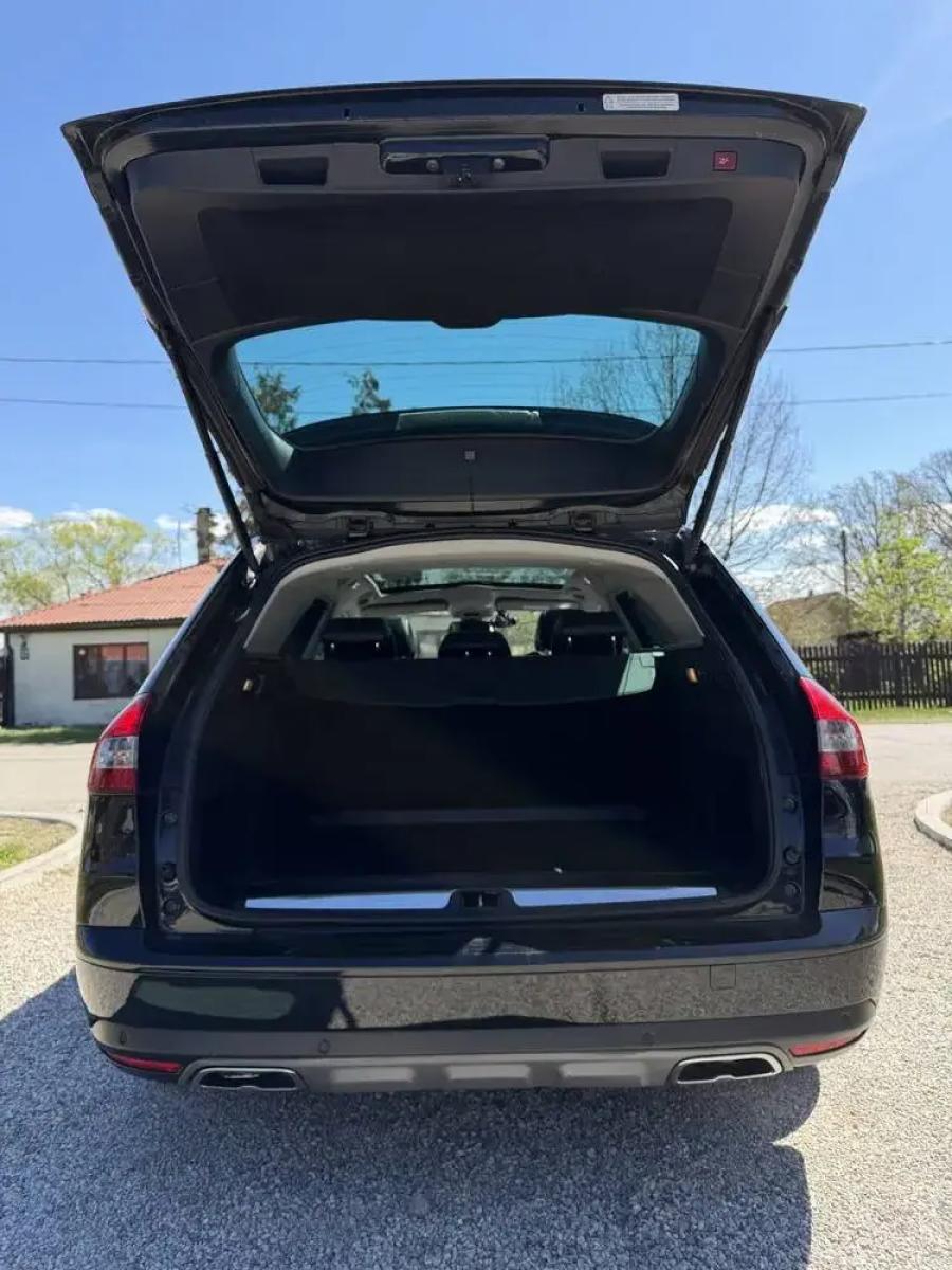Melns Citroen C5 2015 Ventspils, ar dzinēja tilpumu 2.00 L un nobraukumu 237 tūkst. km par 6300 €, foto 18 vietnē AUTOMOTO.COM.LV