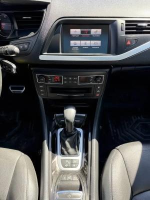 Melns Citroen C5 2015 Ventspils, ar dzinēja tilpumu 2.00 L un nobraukumu 237 tūkst. km par 6300 €, foto 22 vietnē AUTOMOTO.COM.LV