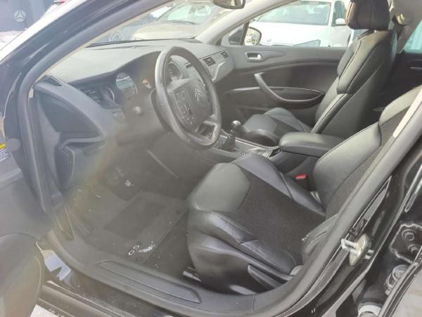 Melns Citroen C5 2016 Viļņa, ar dzinēja tilpumu 2.00 L un nobraukumu 214 tūkst. km par 5249 €, foto 11 vietnē AUTOMOTO.COM.LV