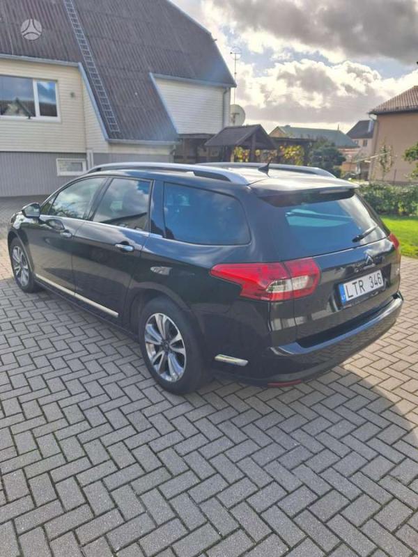 Black Citroen C5 2016 in Silale, with an engine capacity of 2.00 L and mileage of 273 thousand km for 5950 €, photo 6 on AUTOMOTO.COM.LV