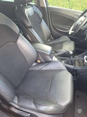 Melns Citroen C5 2016 Šilalė, ar dzinēja tilpumu 2.00 L un nobraukumu 273 tūkst. km par 5950 €, foto 13 vietnē AUTOMOTO.COM.LV